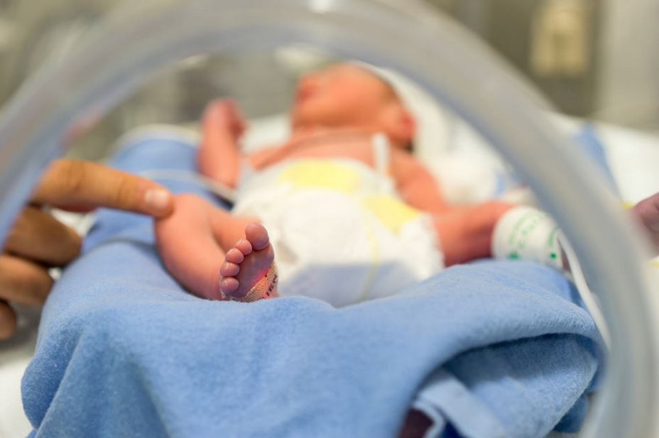 Luar Biasa! IBu Muda di Mali Melahirkan Bayi Kembar Sembilan ...