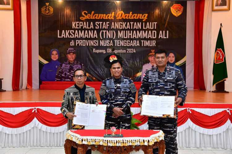 PJ. Gubernur NTT Serahkan Lahan Kepada KASAL, Satu Pangkalan TNI AL ...
